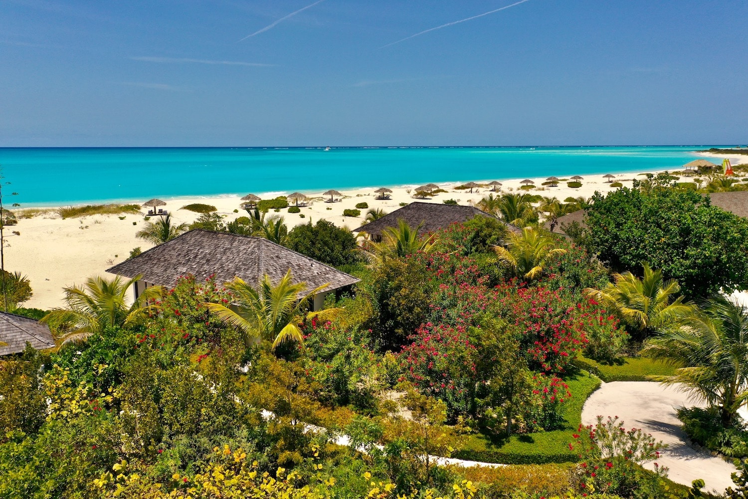 Waarom je nu een retourtje naar het privé-eiland Pine Cay in de ...