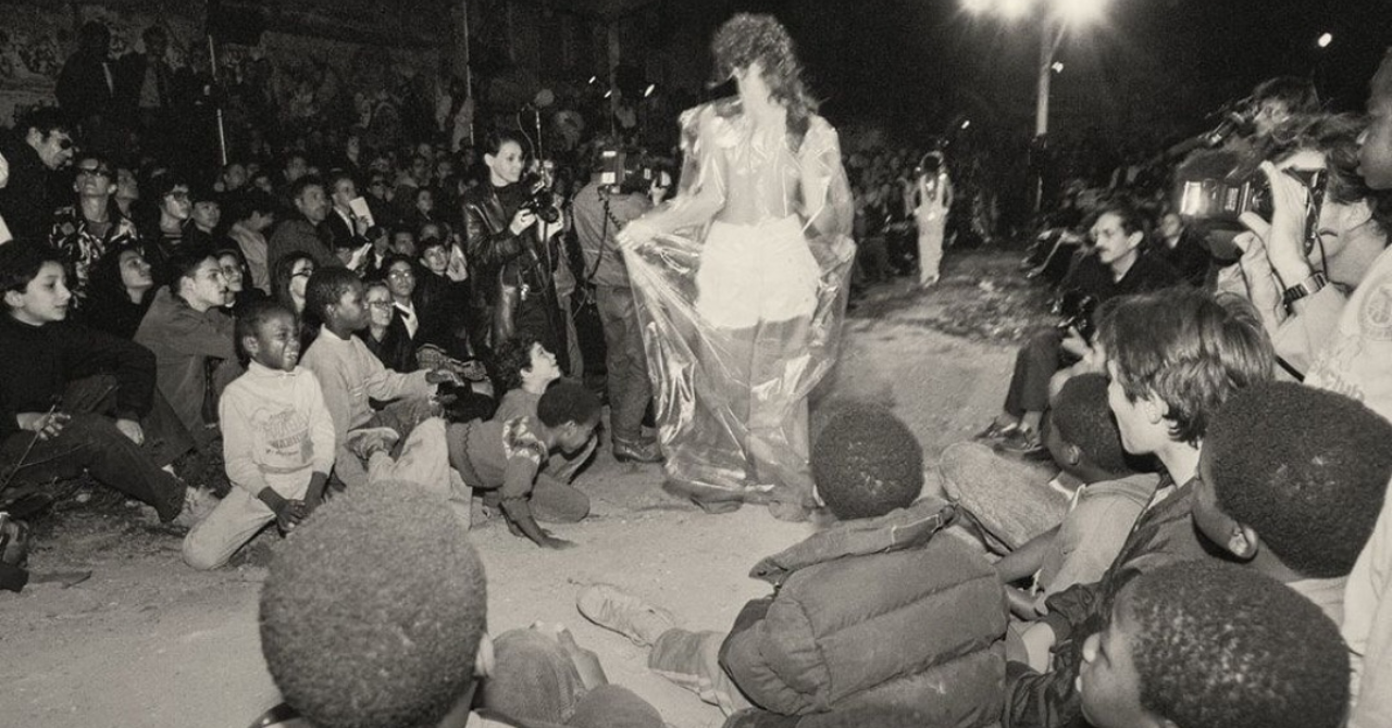 35 jaar later: de blijvende impact van Martin Margiela’s SS90-show ...