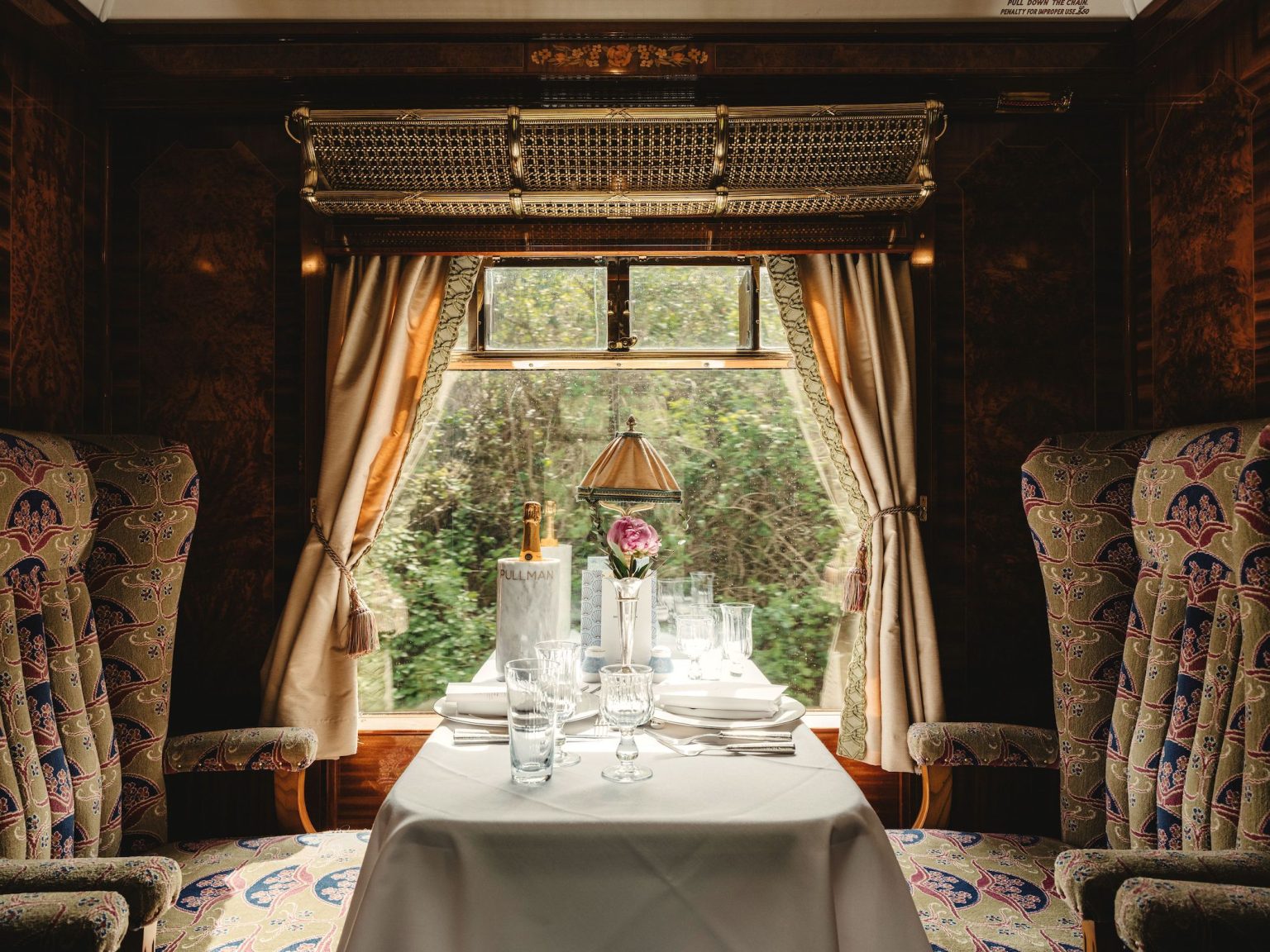 Belmond British Pullman: luxe, stijl en onvergetelijke momenten op ...